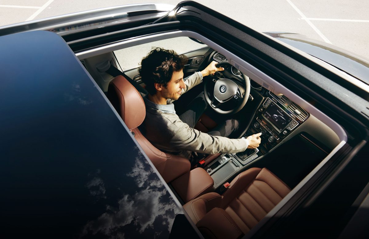 The 'Car Coach' shares how to be a courteous driver - International ...